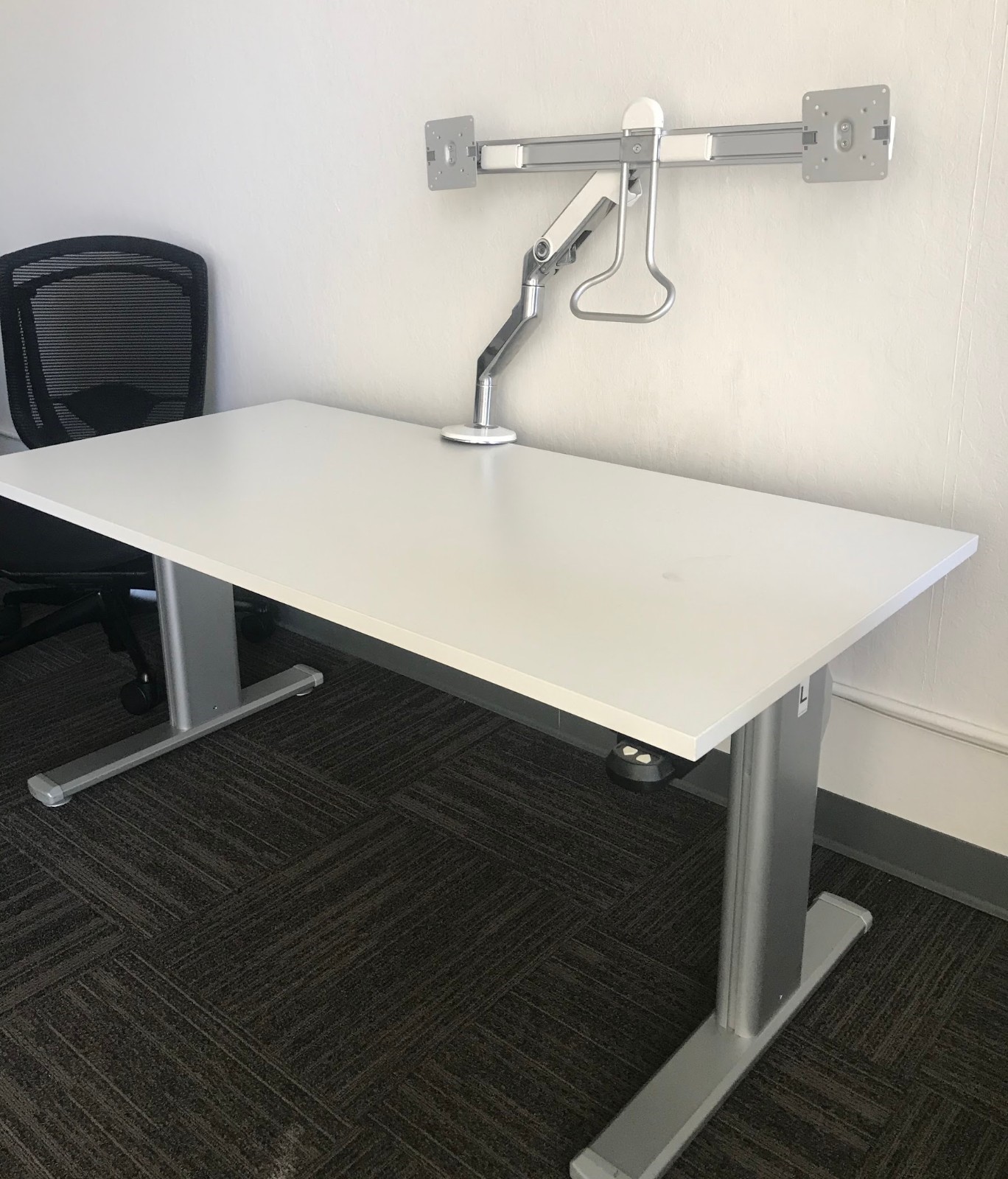 Electric Adjustable Desks – Cubicle Resources