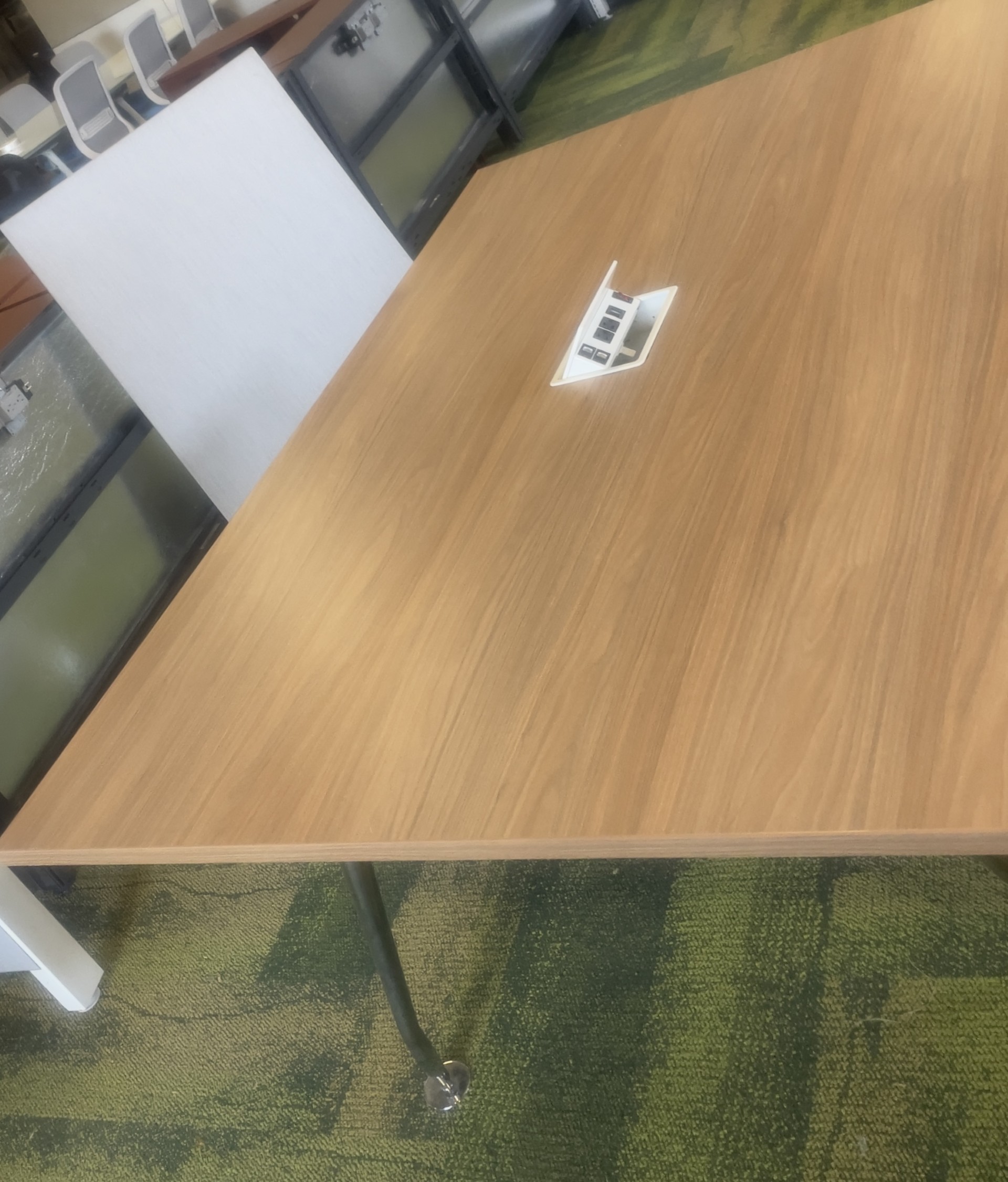 48x72 oak color – Cubicle Resources